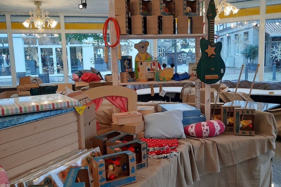 Lebenshilfe Peine-Burgdorf: Weihnachten mit der Lebenshilfe Peine-Burgdorf Lebenshilfe Peine-Burgdorf: Weihnachten mit der Lebenshilfe Peine-Burgdorf